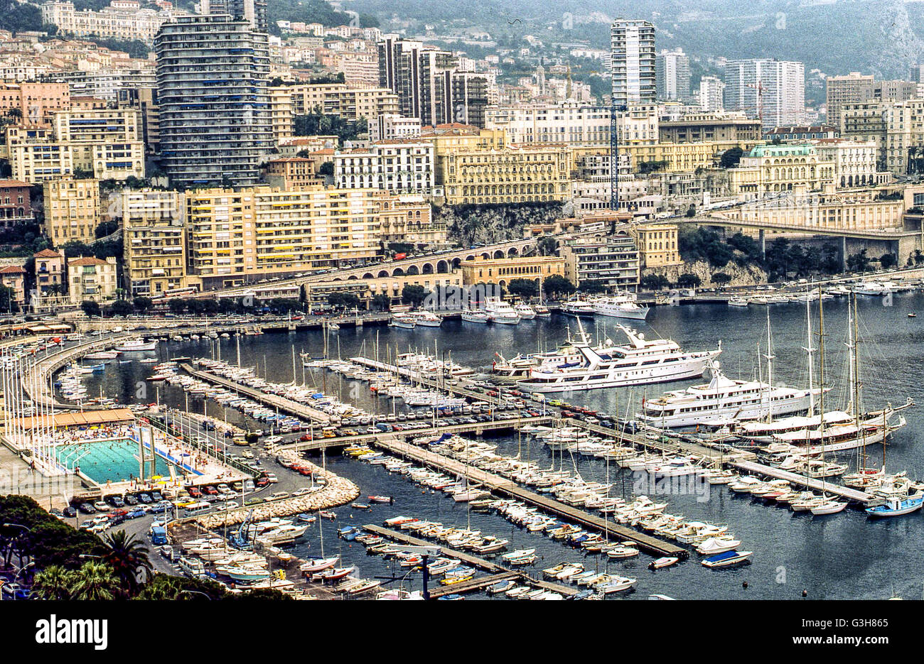 Monaco, Principality of Monaco. 24th Sep, 2004. The busy deep-water ...