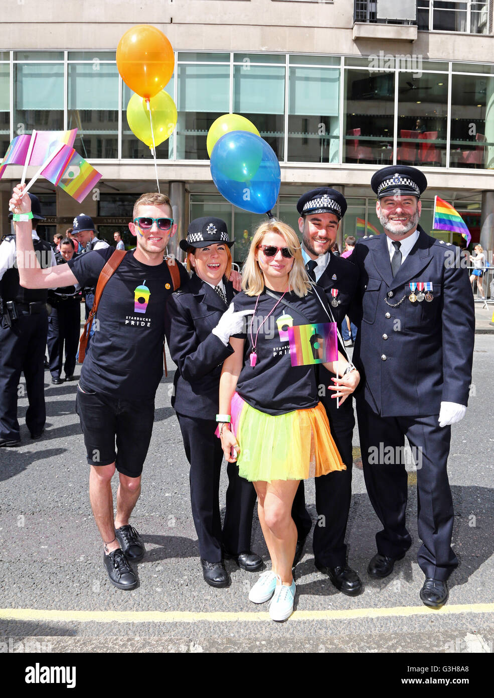 London gay pride police hi-res stock photography and images - Alamy