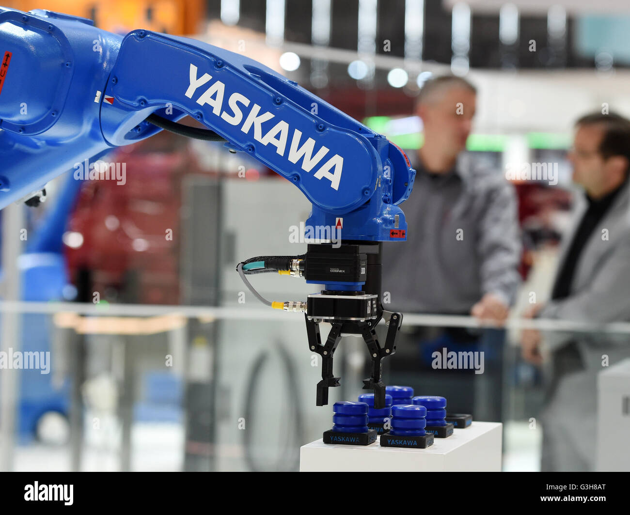 Yaskawa hi-res stock photography and images - Alamy