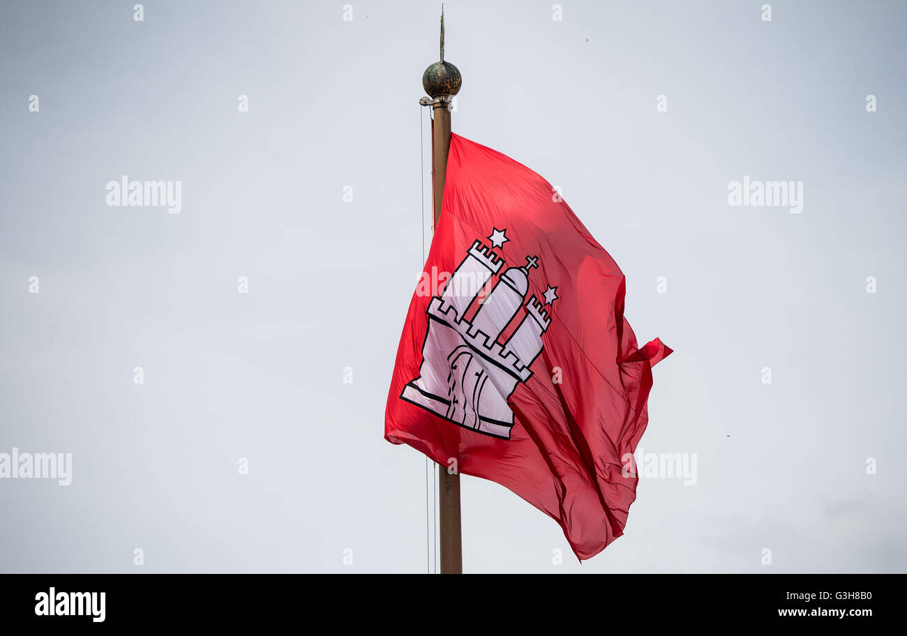 Hamburg, Germany. 20th June, 2016. The flag with the arms of Hamburg ...