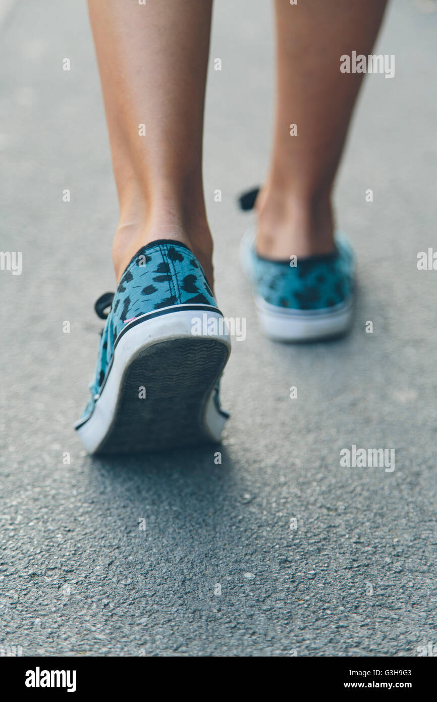 Female foot legs hi-res stock photography and images - Alamy