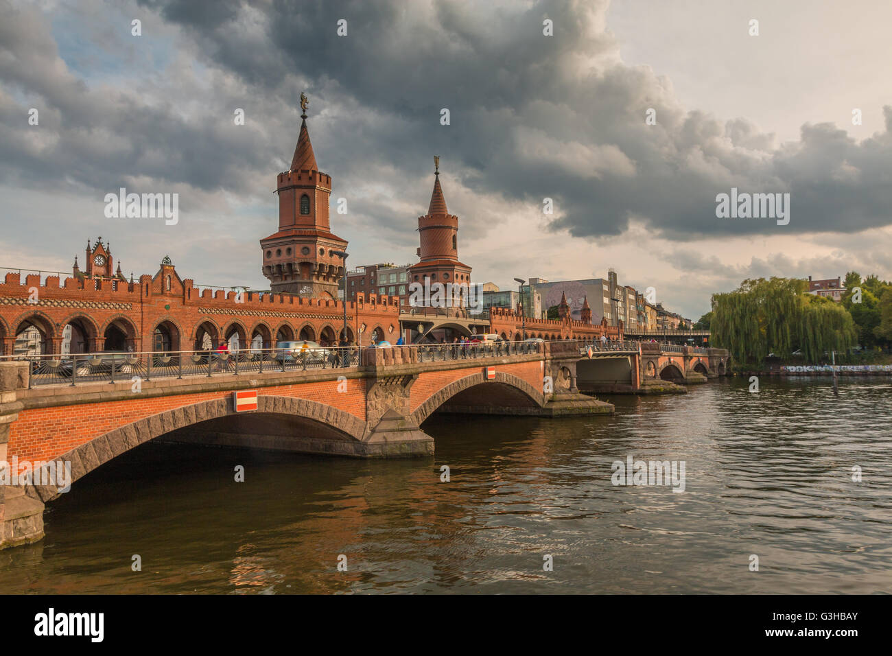 Oberbaum Bridge in Berlin Stock Photo - Alamy