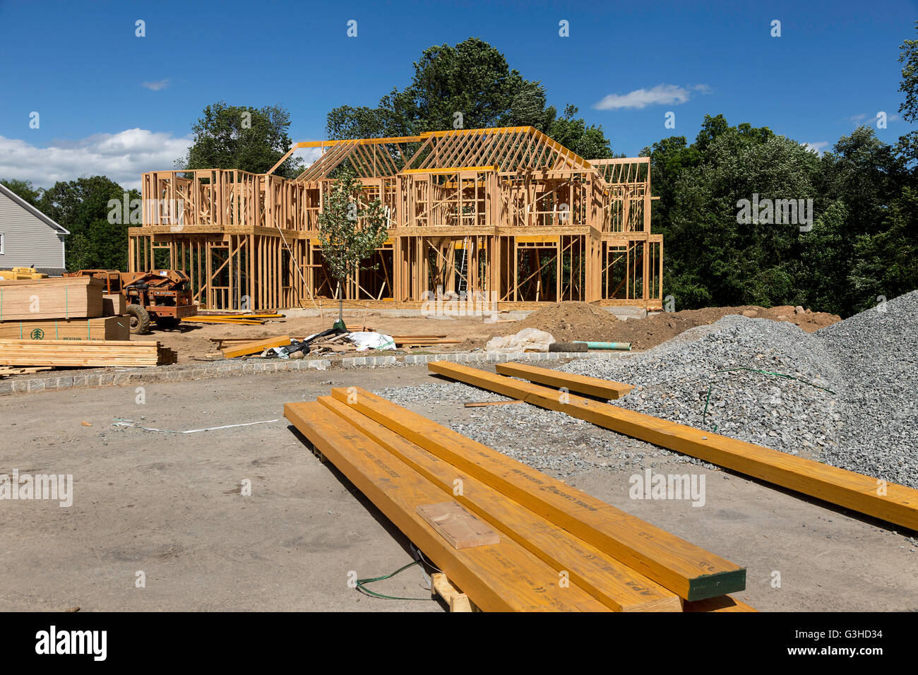 A new luxury home under construction Stock Photo - Alamy