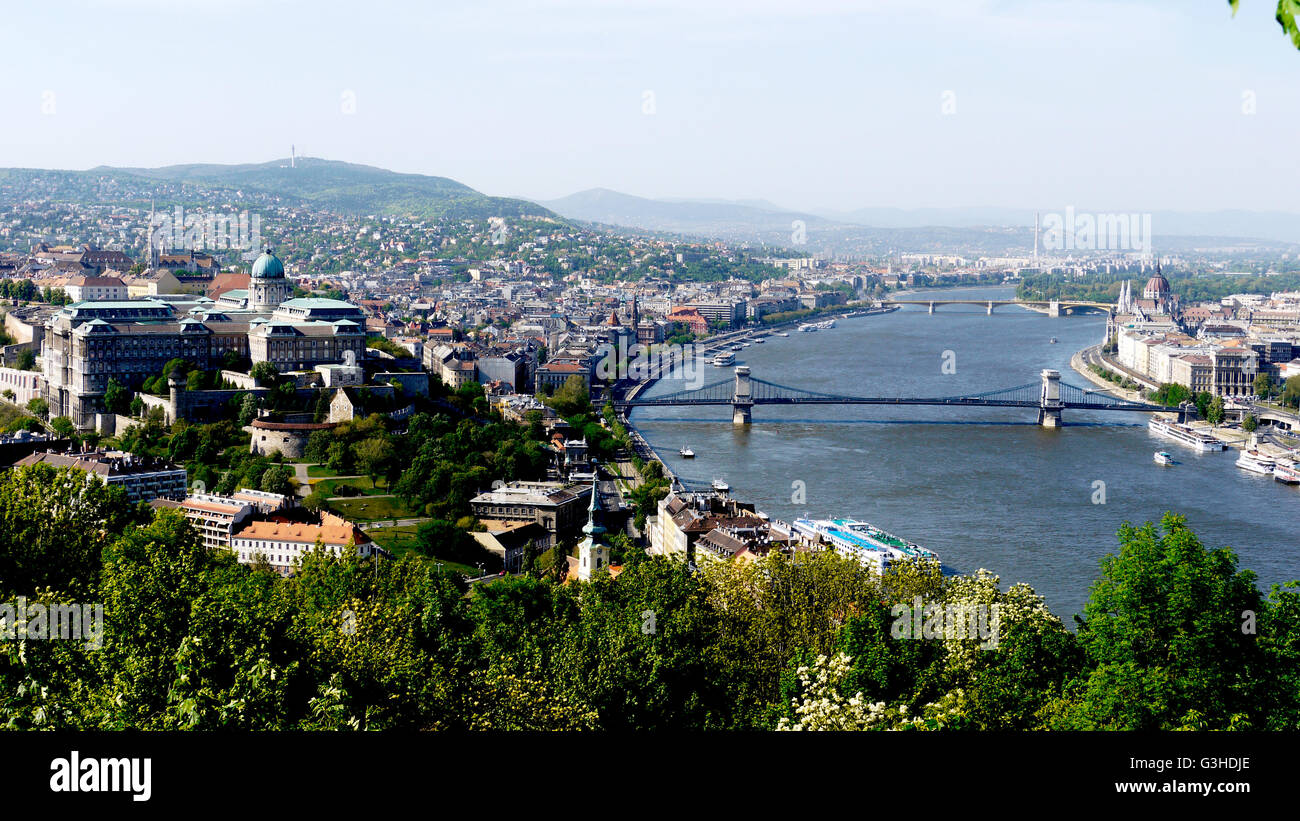 Budapest skyline office hi-res stock photography and images - Alamy