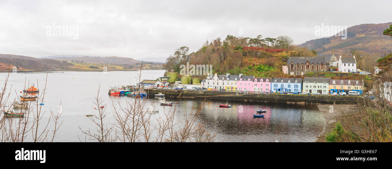 The famous Portree Harbour at Isle of Skye Stock Photo - Alamy