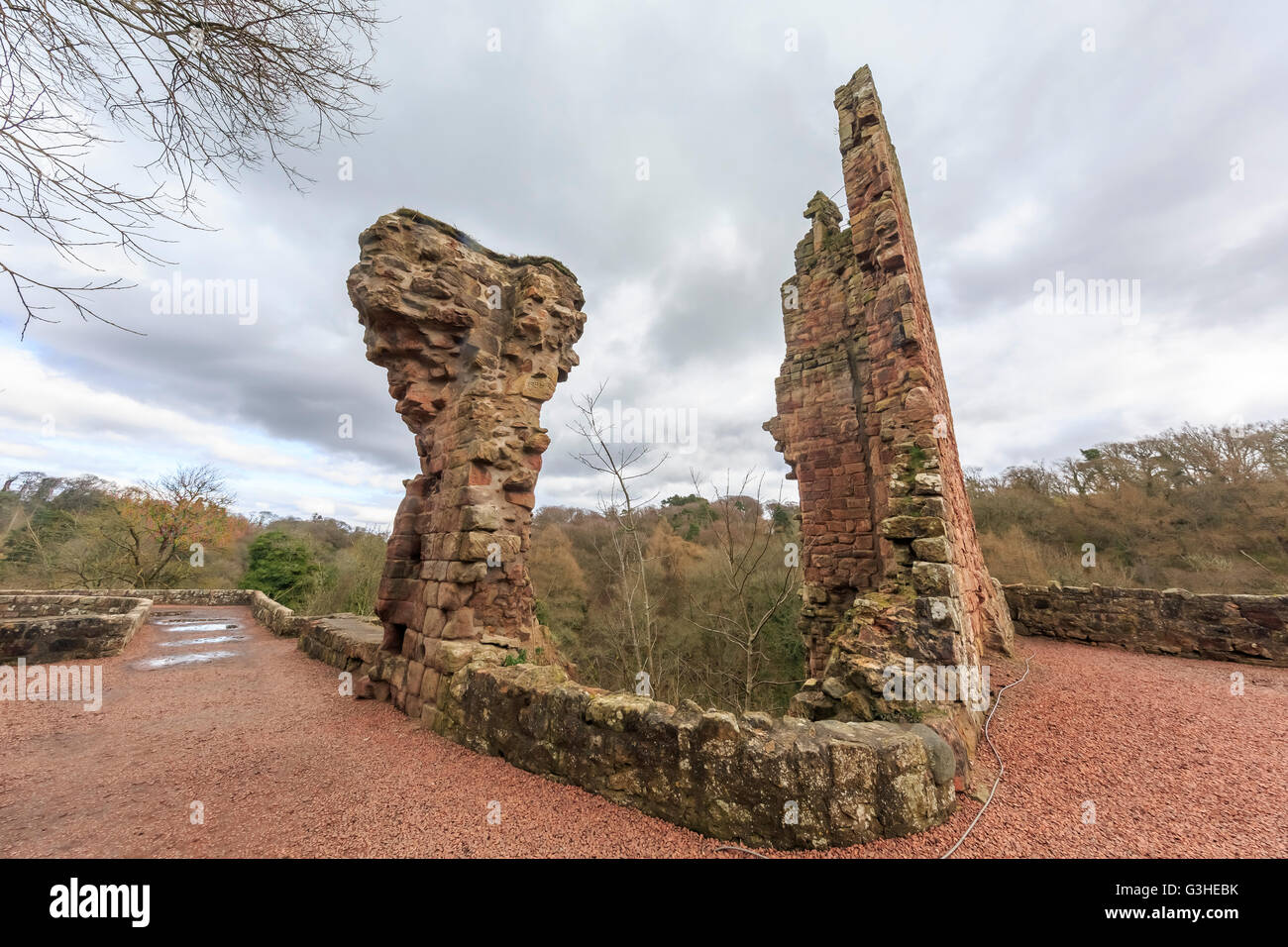 The historical Rosslyn Castle at Edinburgh, Scotland Stock Photo - Alamy