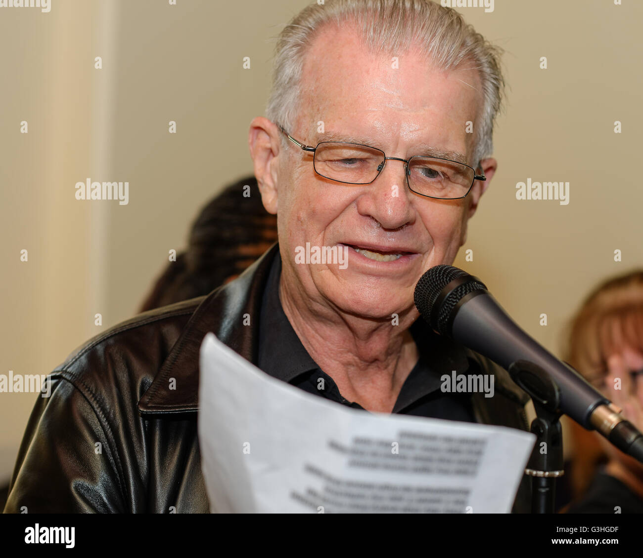 Rev bill crews hi-res stock photography and images - Alamy