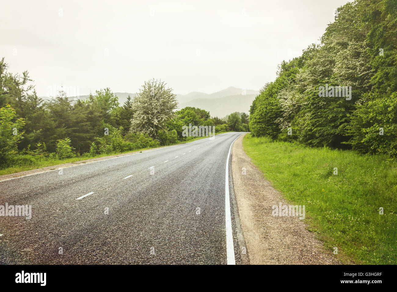 Sideways road hi-res stock photography and images - Alamy