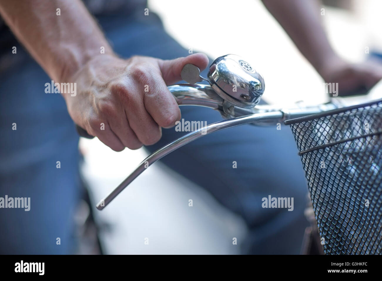 Hand use cycle hi-res stock photography and images - Alamy