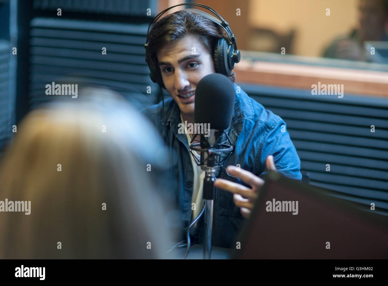 Male female musicians using hi-res stock photography and images - Alamy