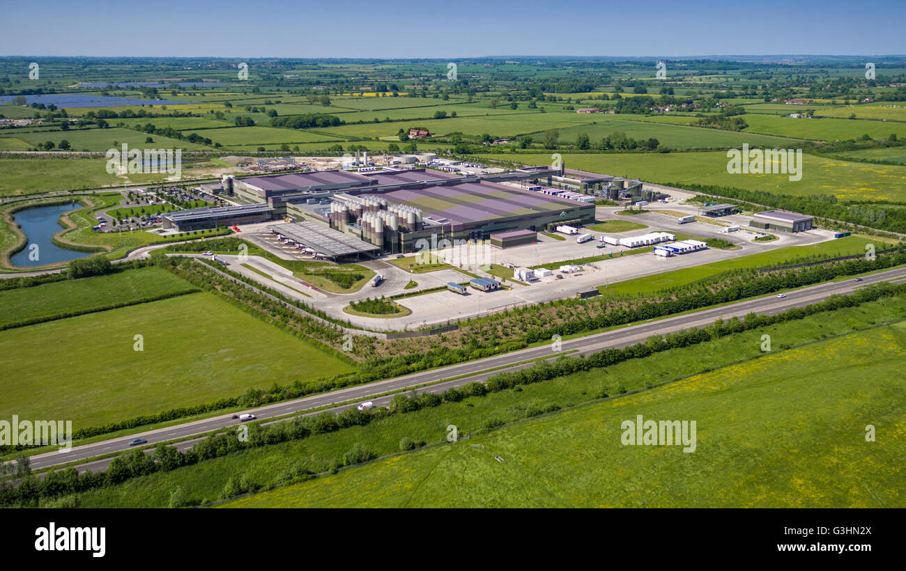 Arla Dairy Products industrial complex at Aston Clinton, Aylesbury in ...