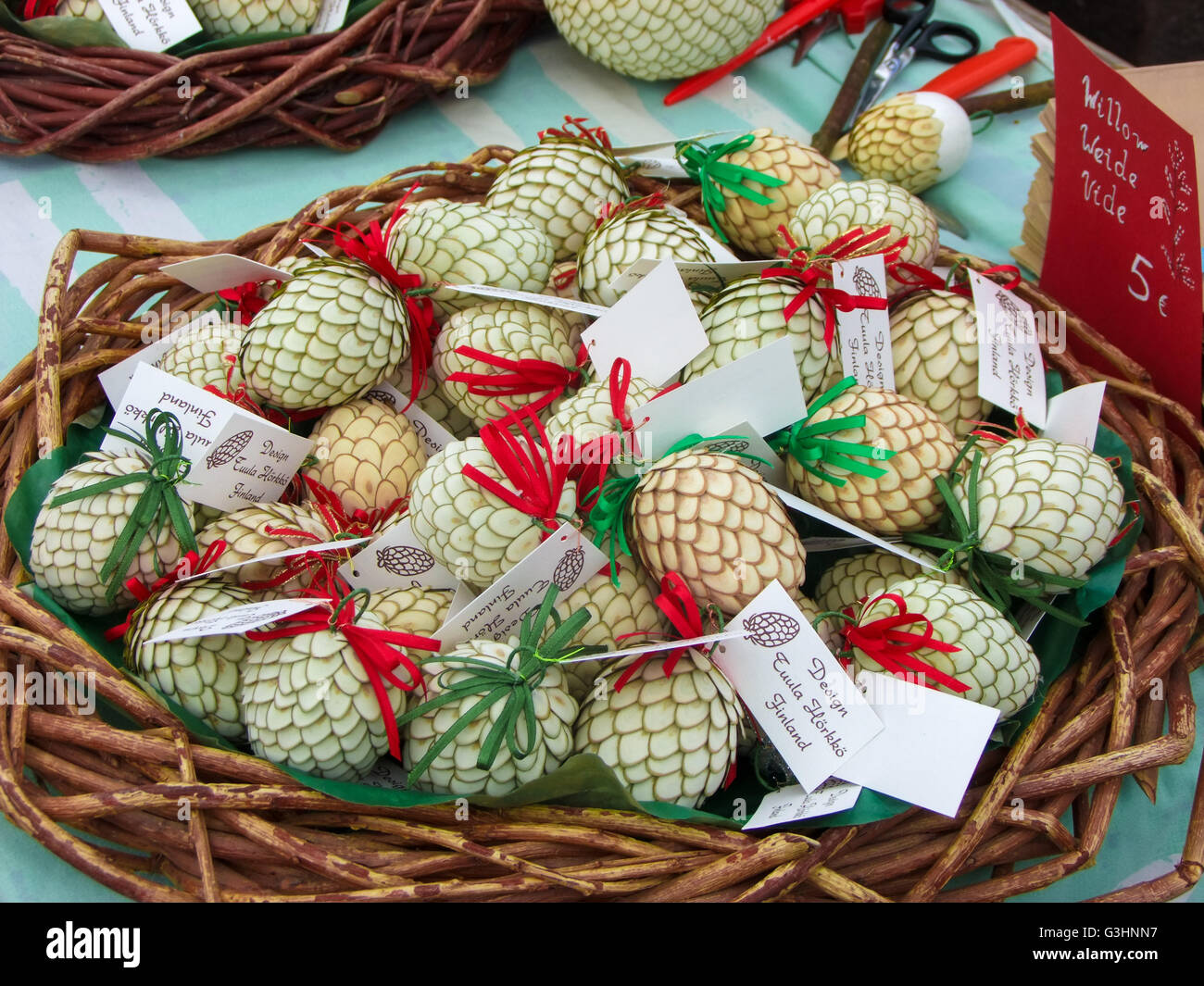 Helsinki open market hi-res stock photography and images - Alamy