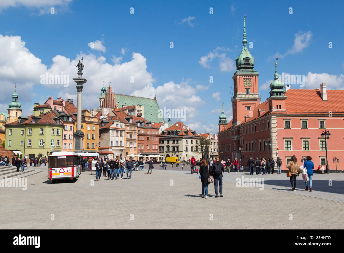 Warsaw, Poland. 21st Apr, 2016. Warsaw's Castle Square (Polish: plac ...