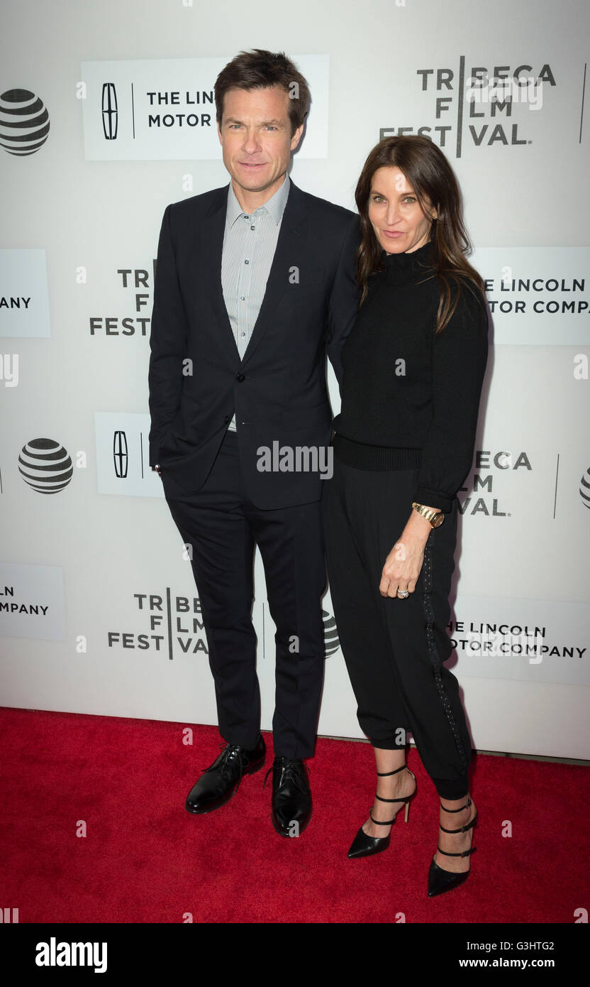 New York, United States. 16th Apr, 2016. Jason Bateman, Amanda Bateman ...