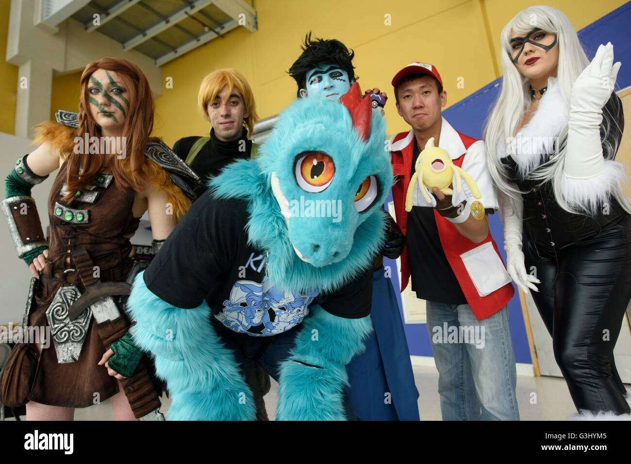 Julie woo hi-res stock photography and images - Alamy