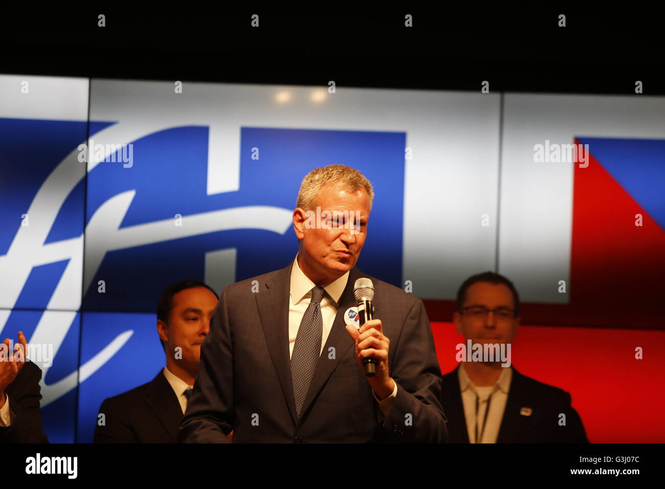 New York City, United States. 06th Apr, 2016. NYC mayor Bill de Blasio ...