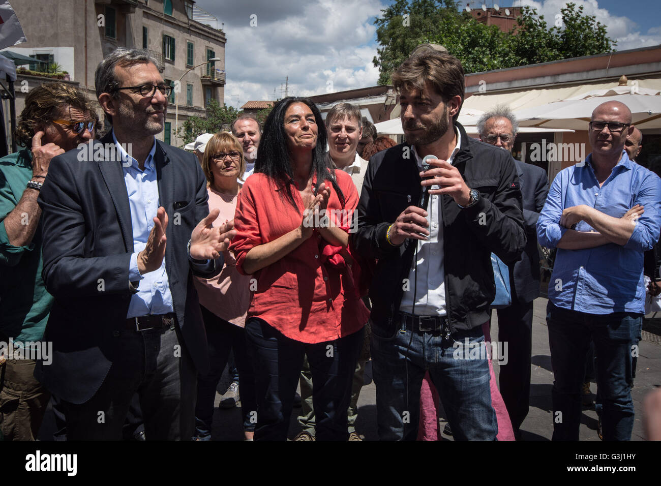 Roberto Giachetti at Garbatella were Anna Rita Marocchi and Andrea ...