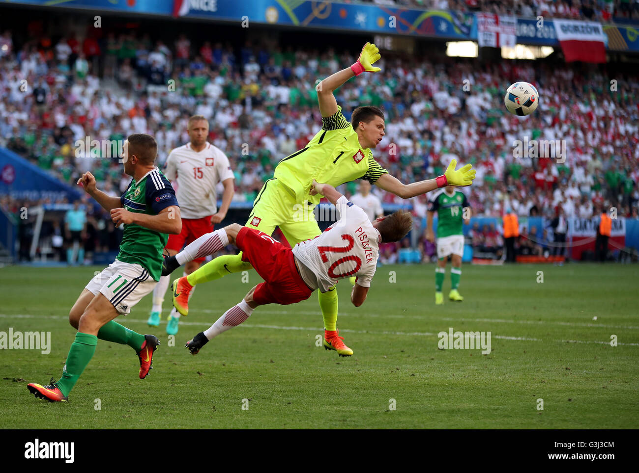 Poland goalkeeper hi-res stock photography and images - Alamy