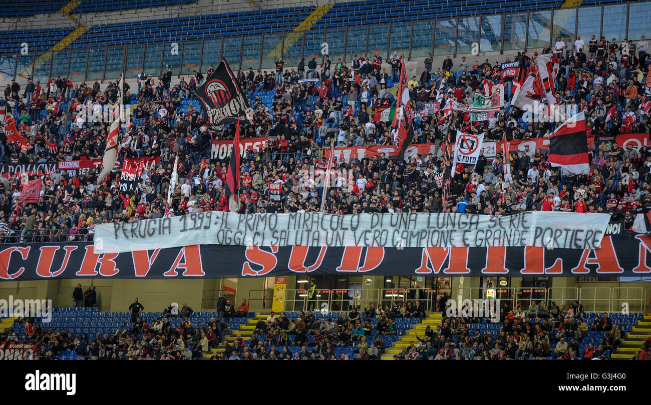 Tifosi ac milan hi-res stock photography and images - Alamy