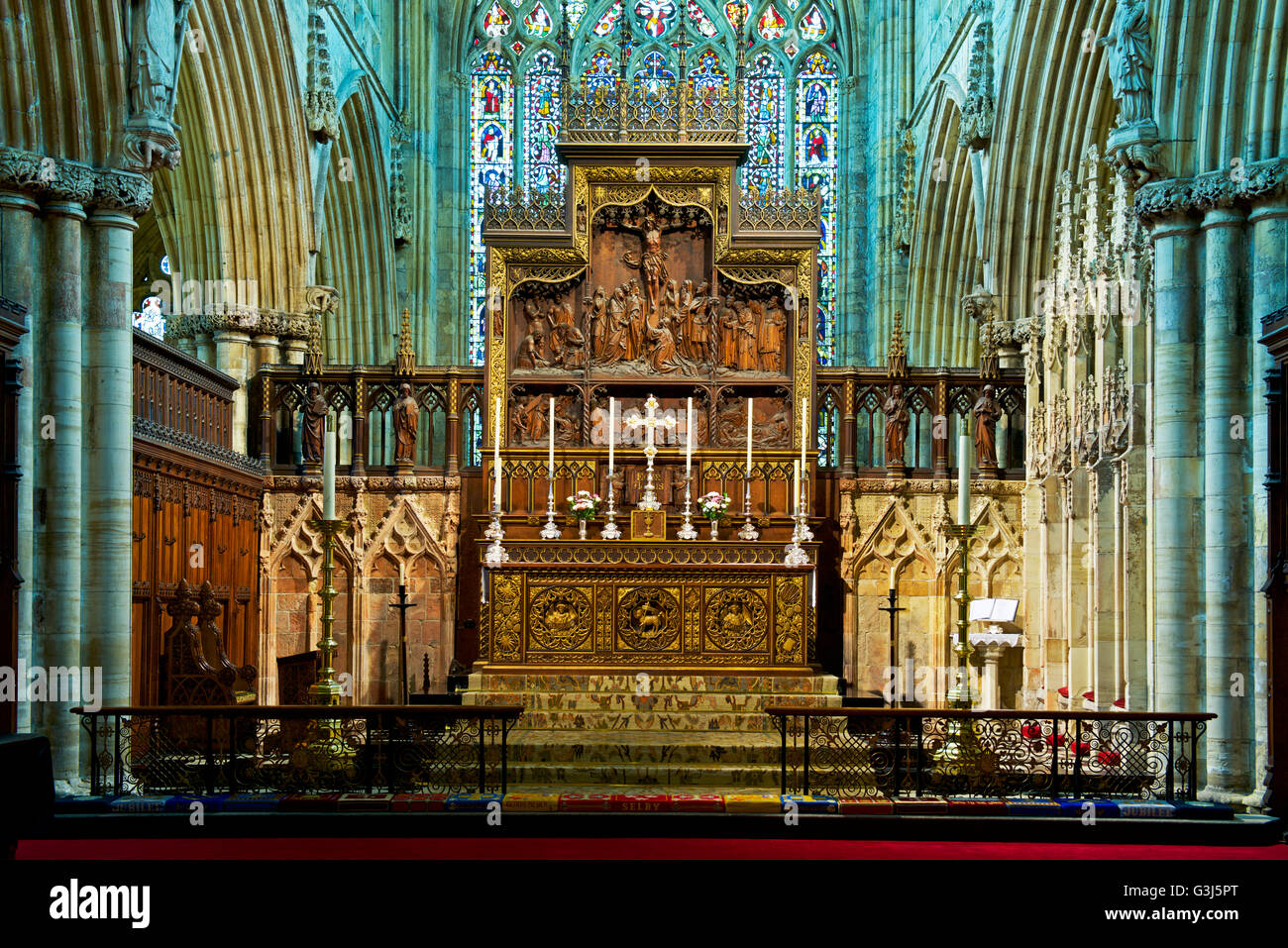 The altar, Selby Abbey, North Yorkshire, England UK Stock Photo - Alamy