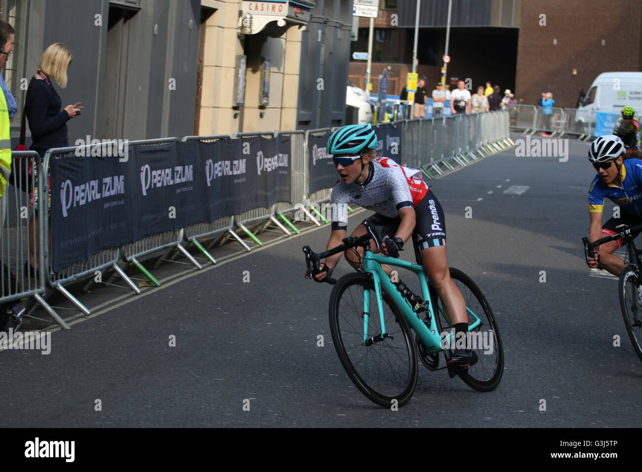 Jennifer george cycling hi-res stock photography and images - Alamy