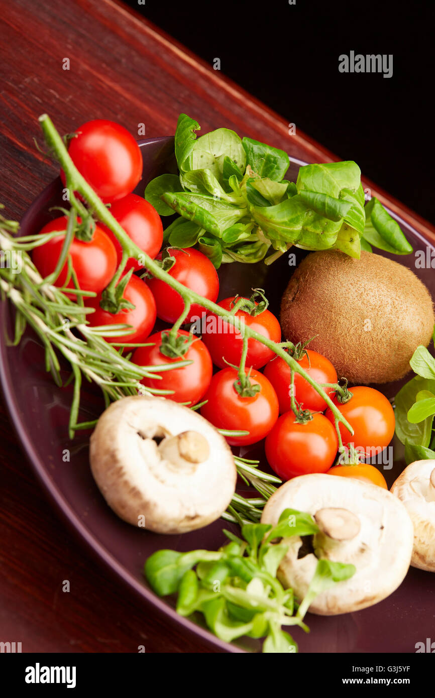 healthy eating fresh vegetables and fruits mushrooms Stock Photo - Alamy