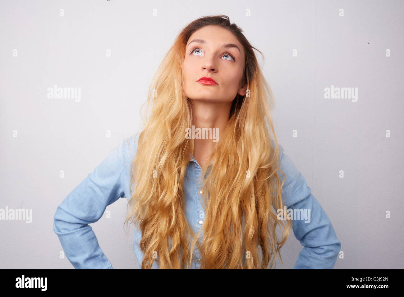 Portrait of a sad girl Stock Photo - Alamy