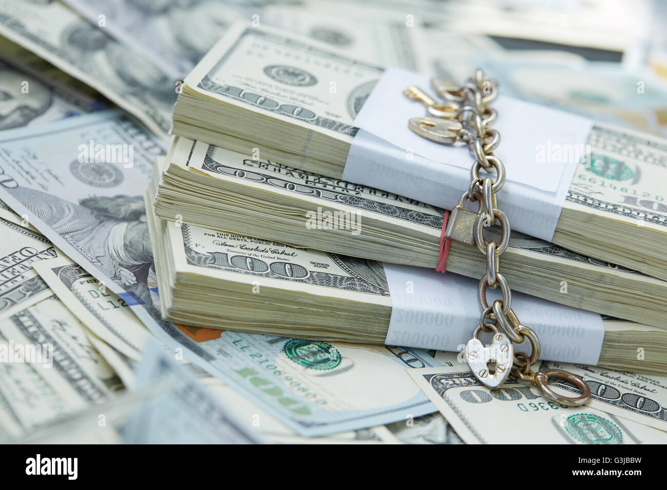 money - keys and locks Stock Photo - Alamy