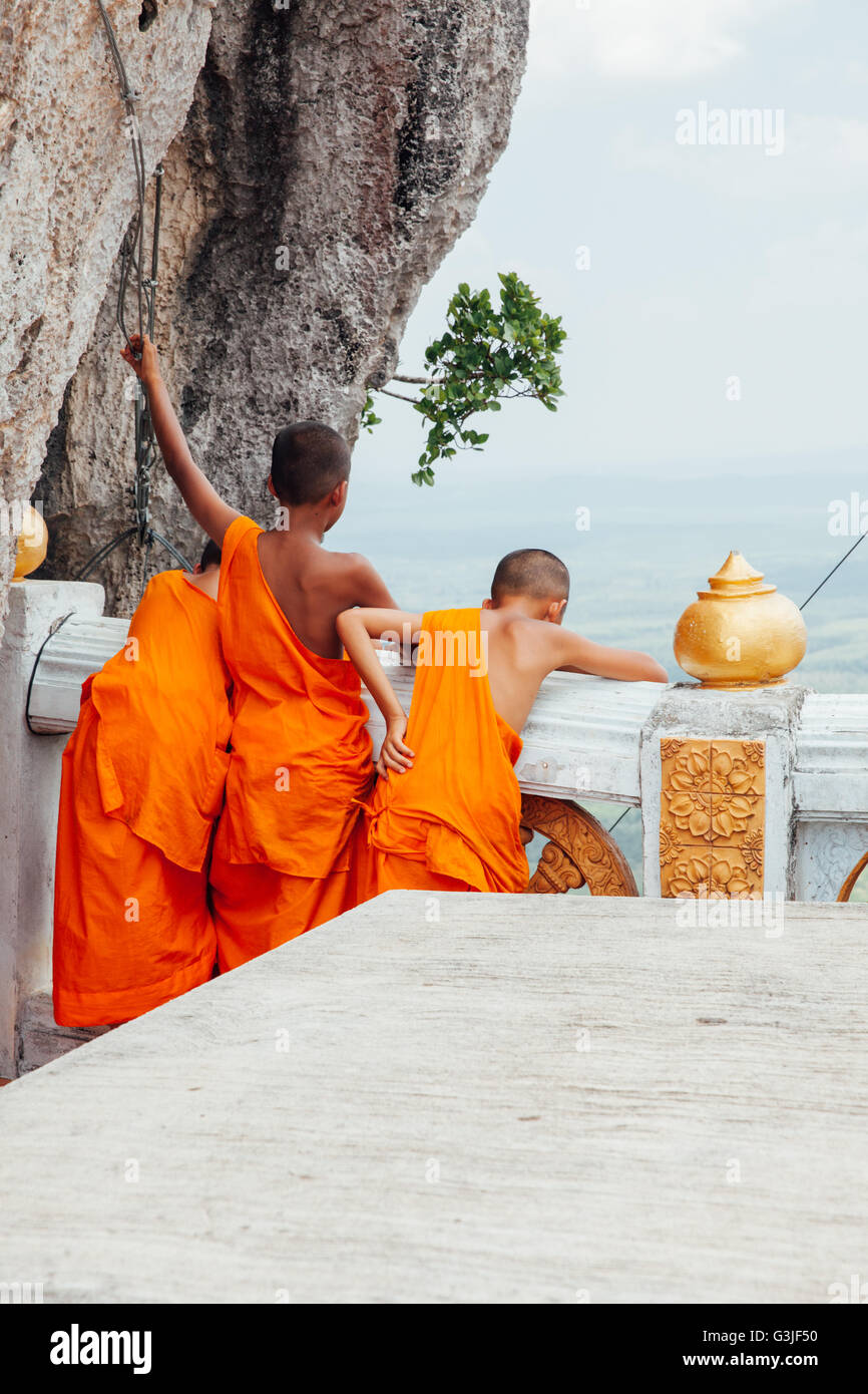 Novice monks in temple hi-res stock photography and images - Alamy