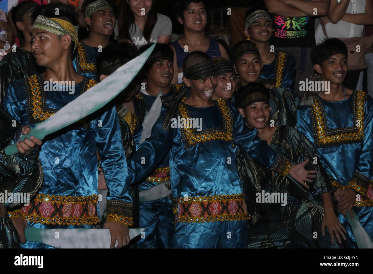 Manila, Philippines. 16th Apr, 2016. Paraders takes a photo with their ...