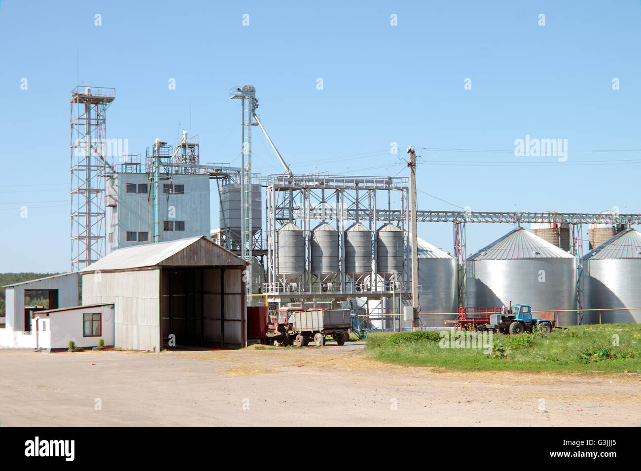 Grainary building hi-res stock photography and images - Alamy