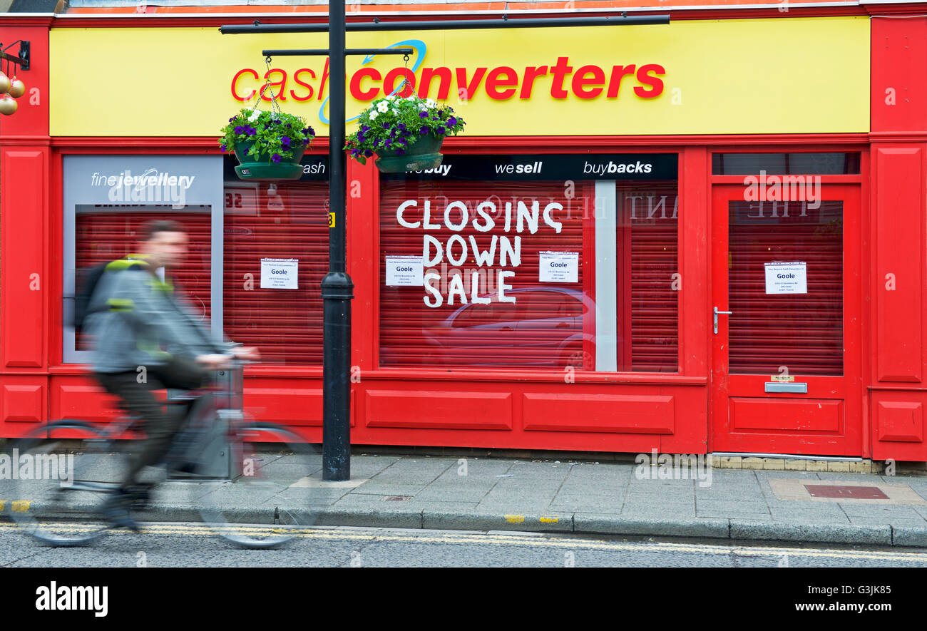 Cash converters pawn shop hi-res stock photography and images - Alamy