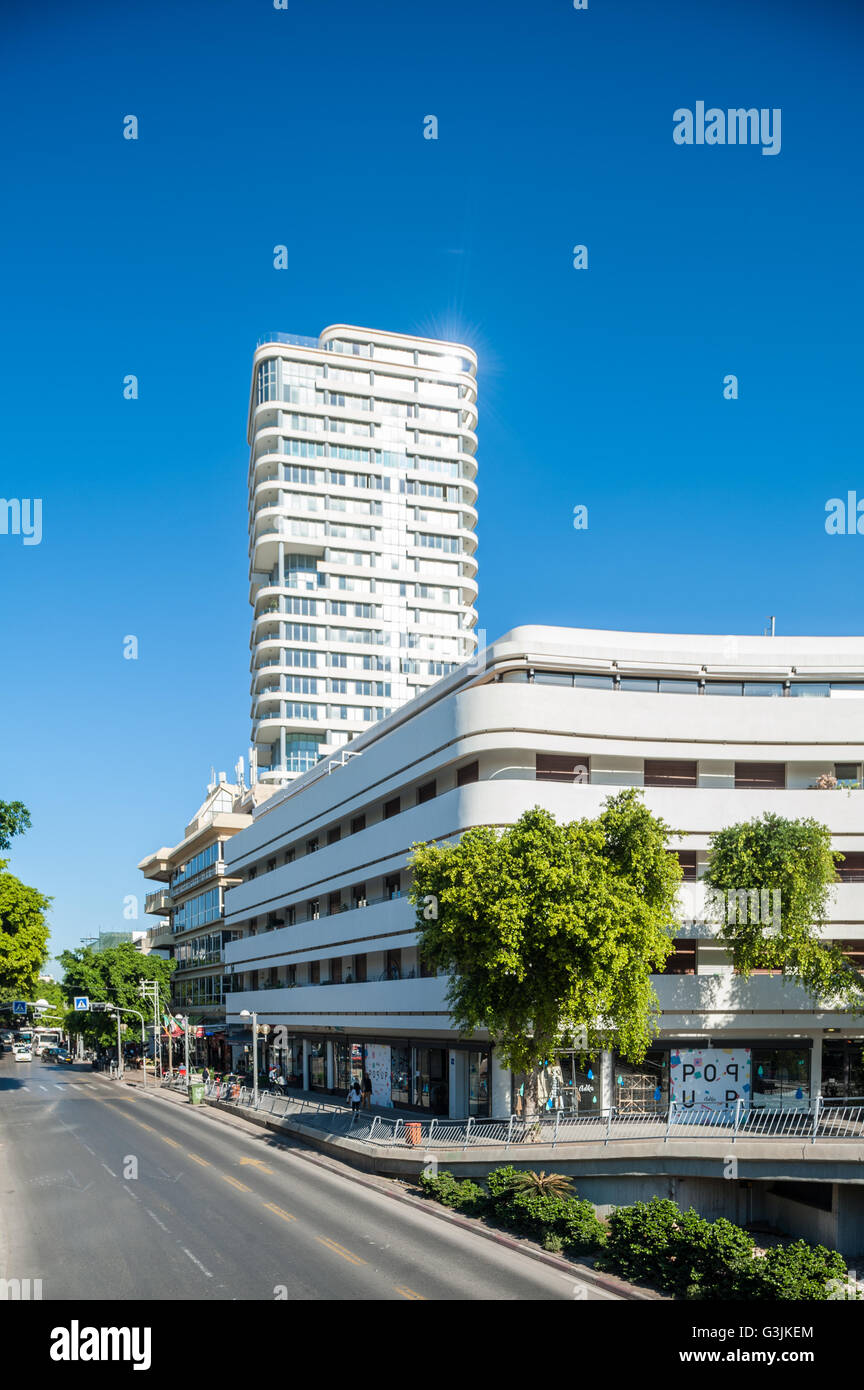 Israel, Tel Aviv - Dizengoff square Stock Photo - Alamy
