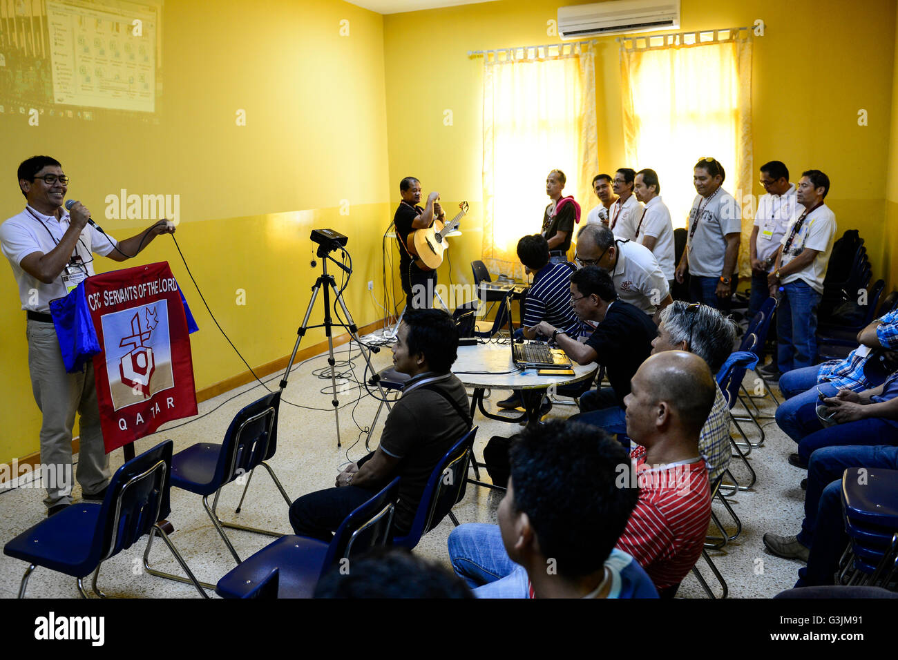 Qatar doha religious complex churches hi-res stock photography and ...