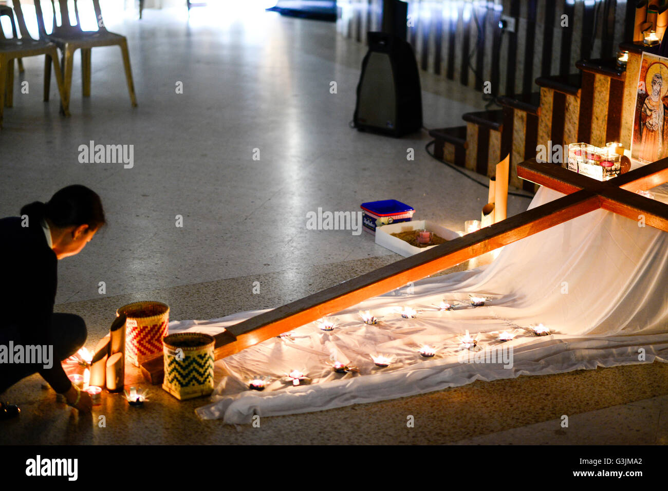 Qatar doha religious complex churches hi-res stock photography and ...