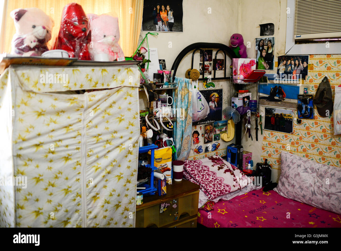 Filipino woman in bed hi-res stock photography and images - Alamy
