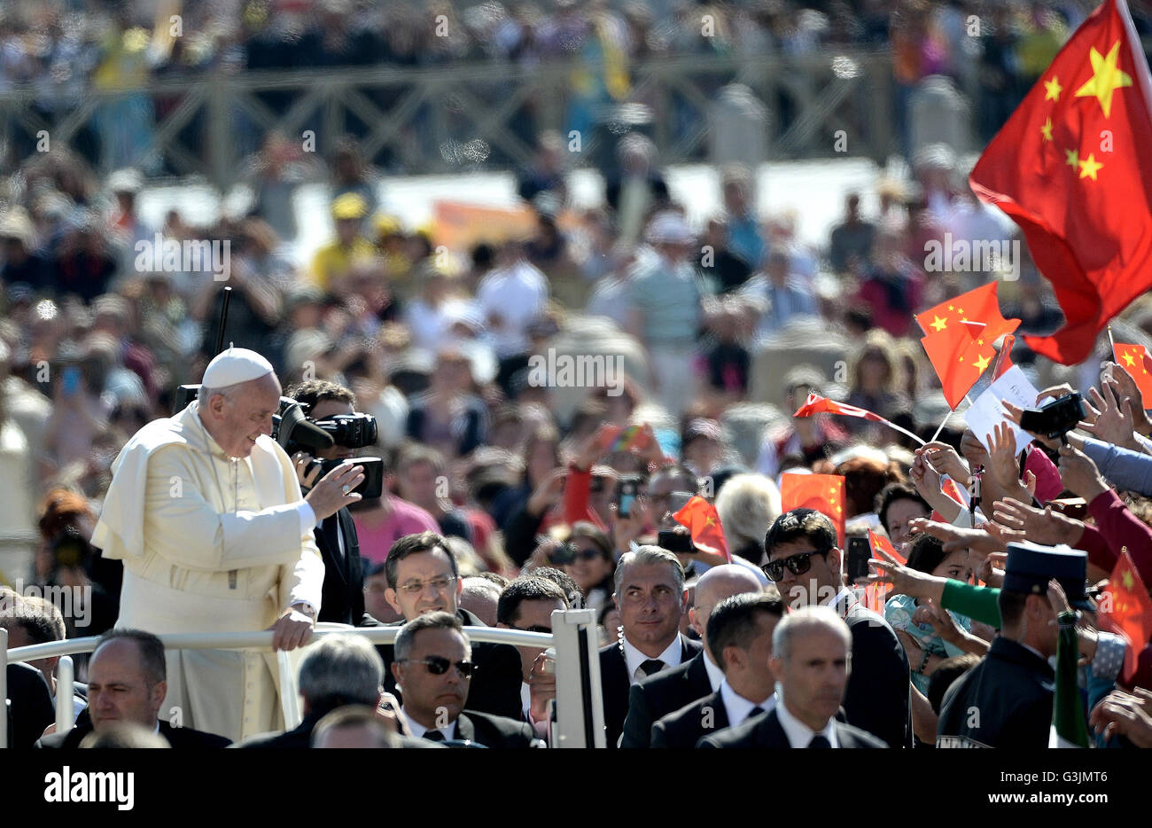 Parable of the lost sheep hi-res stock photography and images - Alamy