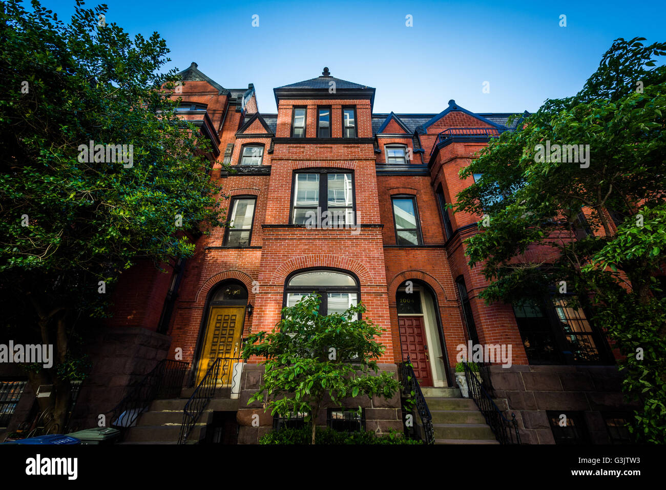 Brick row houses in Washington, DC Stock Photo - Alamy Brick row houses in Washington, DC Stock Photo - Alamy