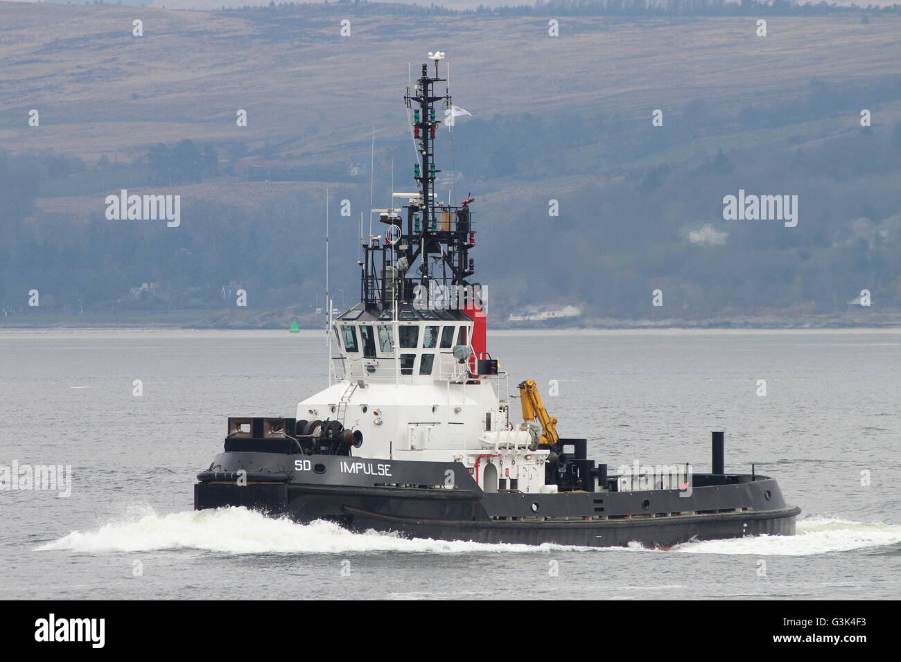 SD Impulse, an Impulse-class tug operated by Serco Marine Services, passing Gourock during ...
