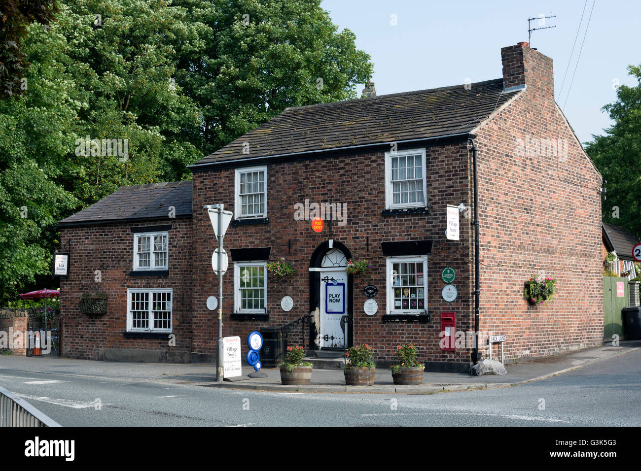 Newburgh village west lancashire hi-res stock photography and images ...