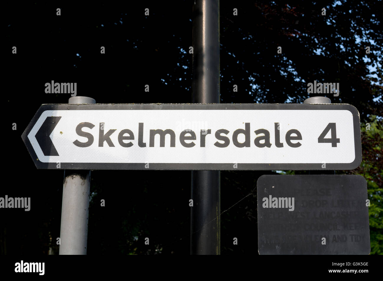 Lancashire Road Sign High Resolution Stock Photography and Images - Alamy