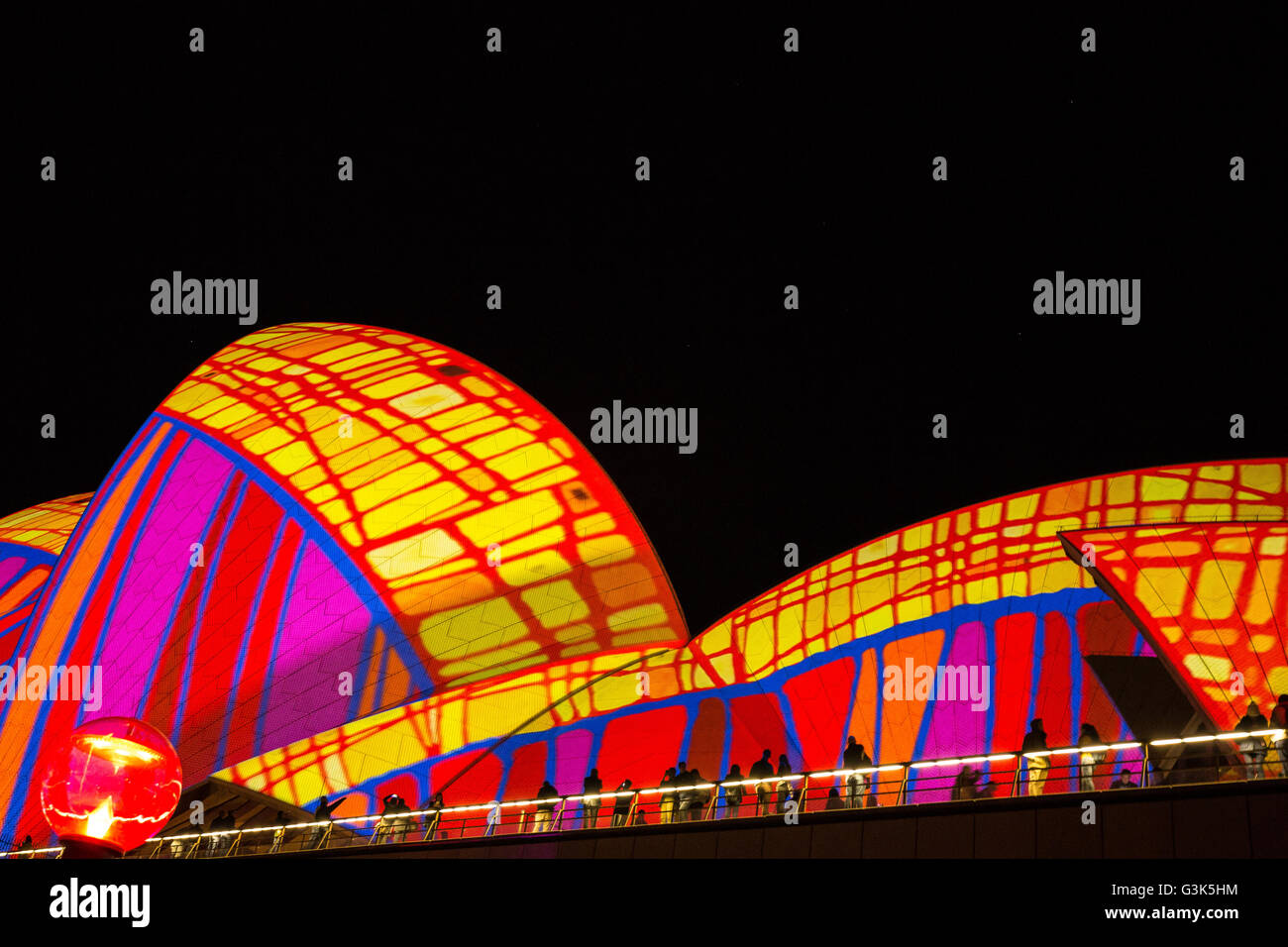 Sydney, Australia. 27th May, 2016. The iconic symbol of Vivid the sails ...