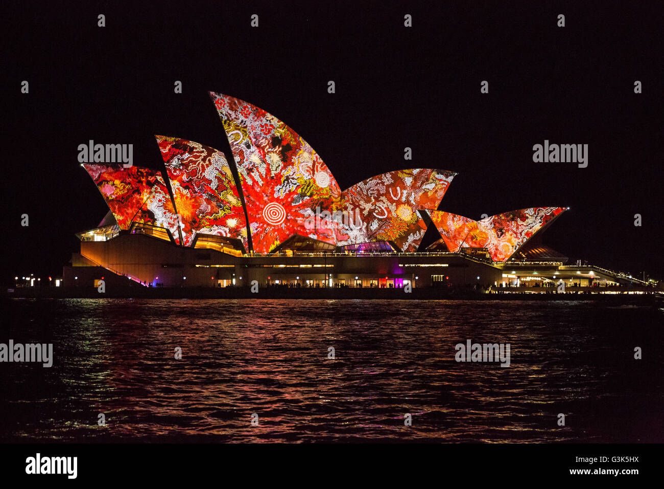 Sydney, Australia. 27th May, 2016. The iconic symbol of Vivid the sails ...