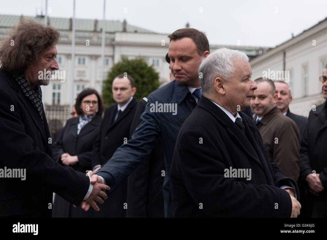 Warsaw, Poland. 10th Apr, 2016. Jan Maria Tomaszewski (L), Jaroslaw ...