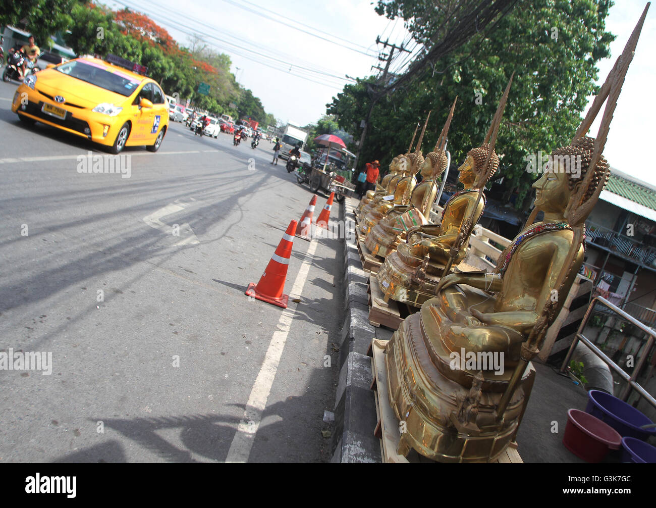 Bangkok, Thailand. 24th May, 2016. Buddha statues are ready to be ...