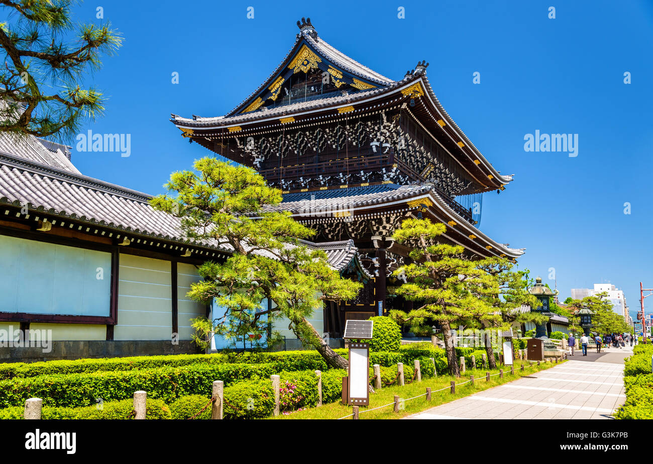 Nishi hongwanji temple hi-res stock photography and images - Alamy