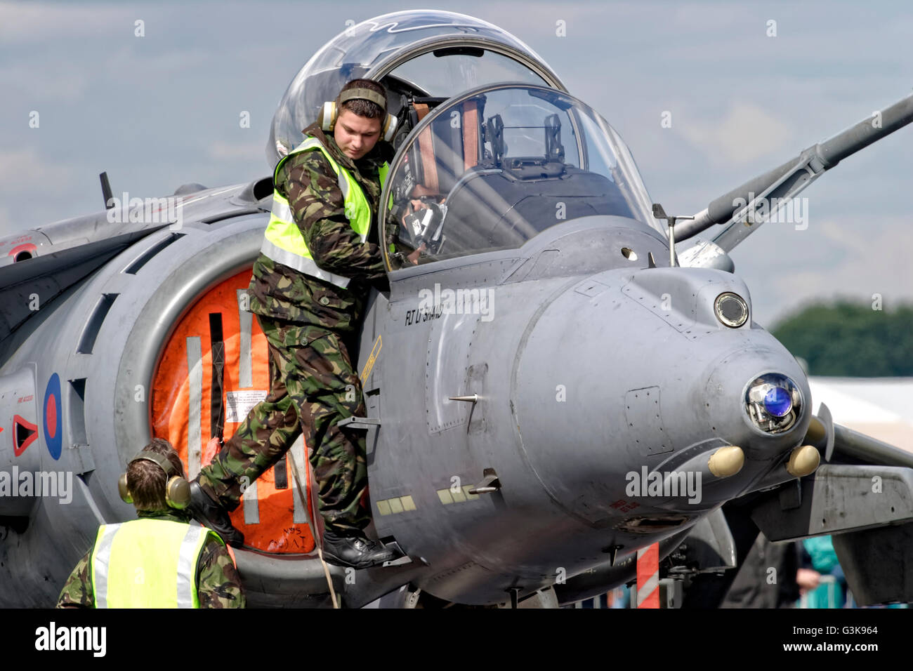 RAF groundcrew prepare a British Aerospace Harrier GR.7A at the Kemble ...