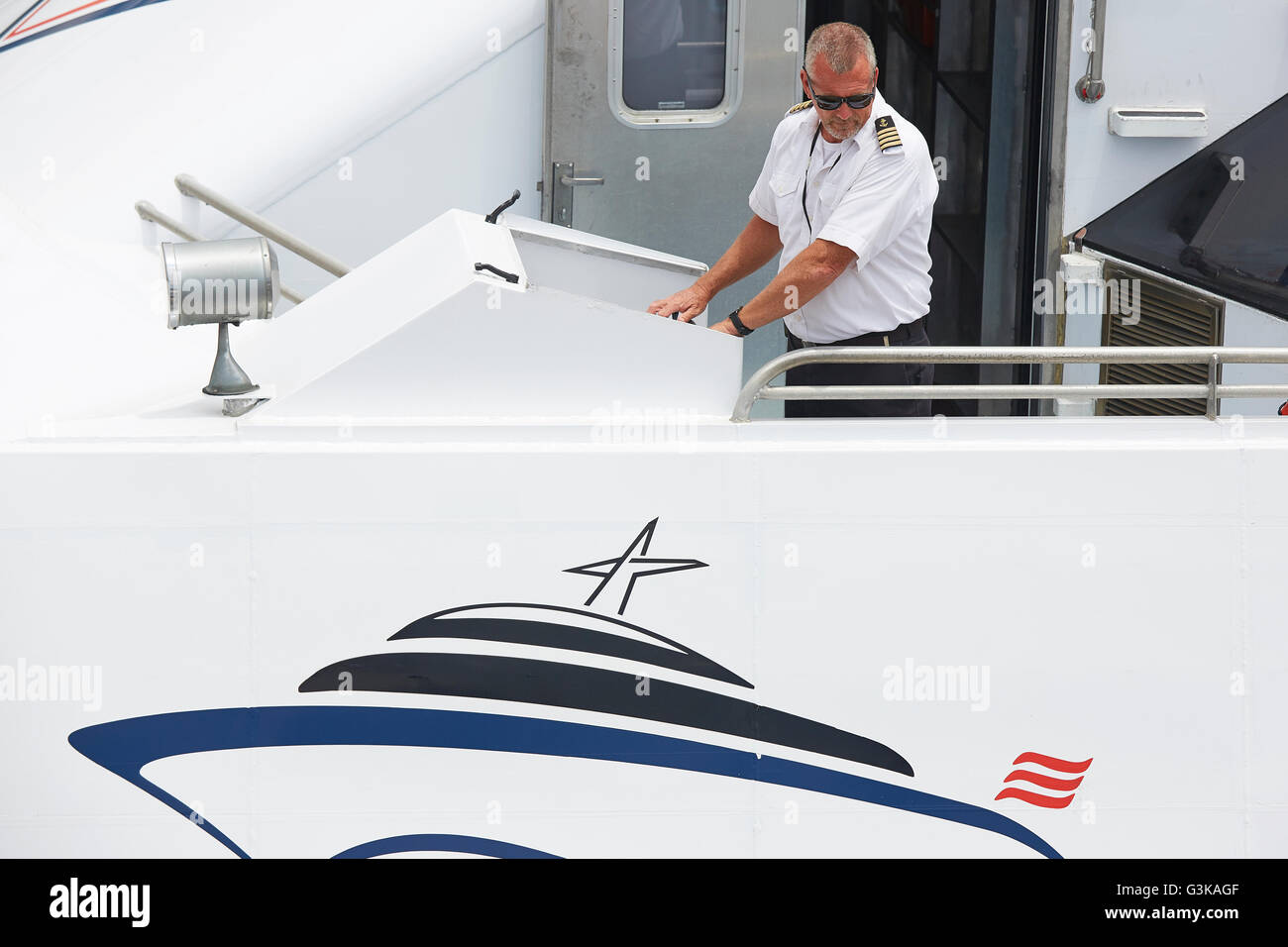 Logo catalina express hi-res stock photography and images - Alamy