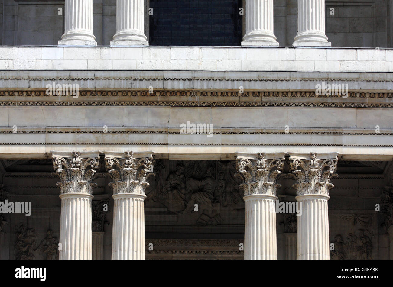 A view of columns / pillars on the west front of Saint Paul's Cathedral ...