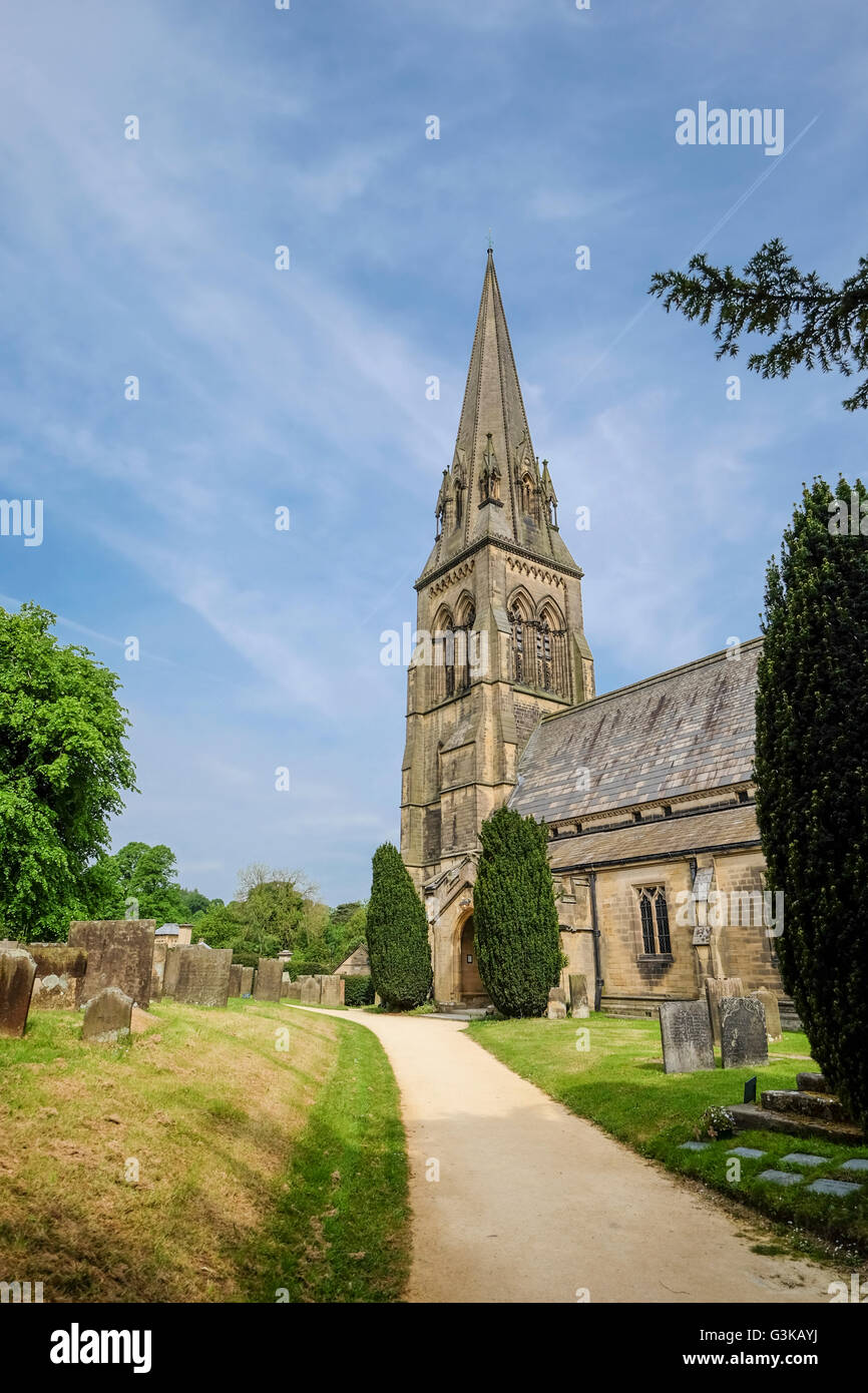 St Peter's Parish Church in the Derbyshire village of Edensor Stock ...